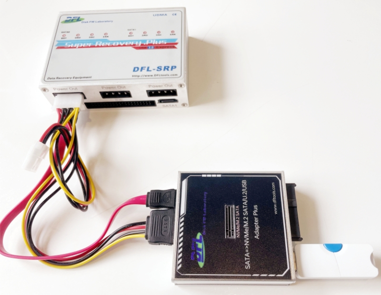 U.2 NVME M.2 SATA NVME SSD and USB Flash Adapter